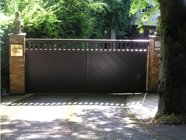 Aluminium Gates | Electric Aluminum Driveway Gates » Residential ...